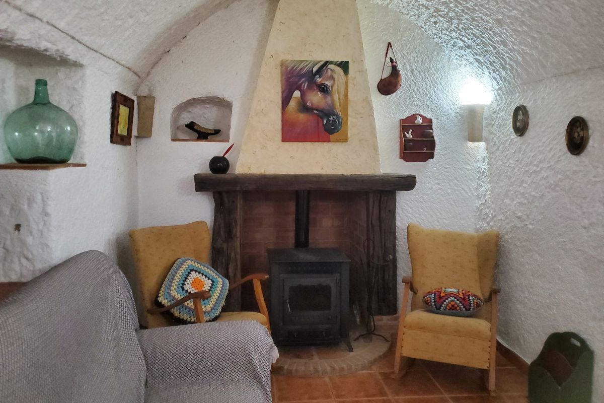 Staying in a Cave House in Guadix, Spain | Our Spanish Adventures